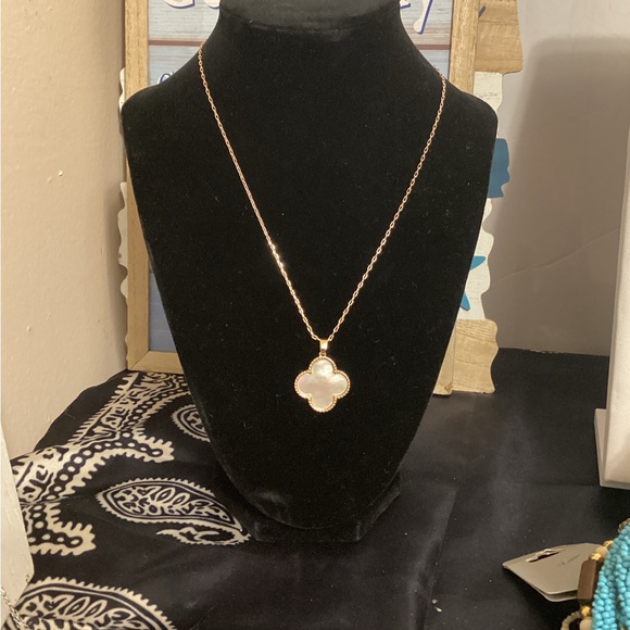 Macy's | Jewelry | Macy White Clover | Poshmark